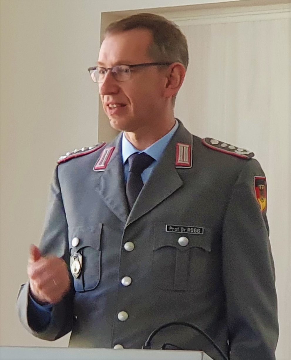 Themen und Ehren auf dem Sprechertreffen der REUNION Marine an der ...